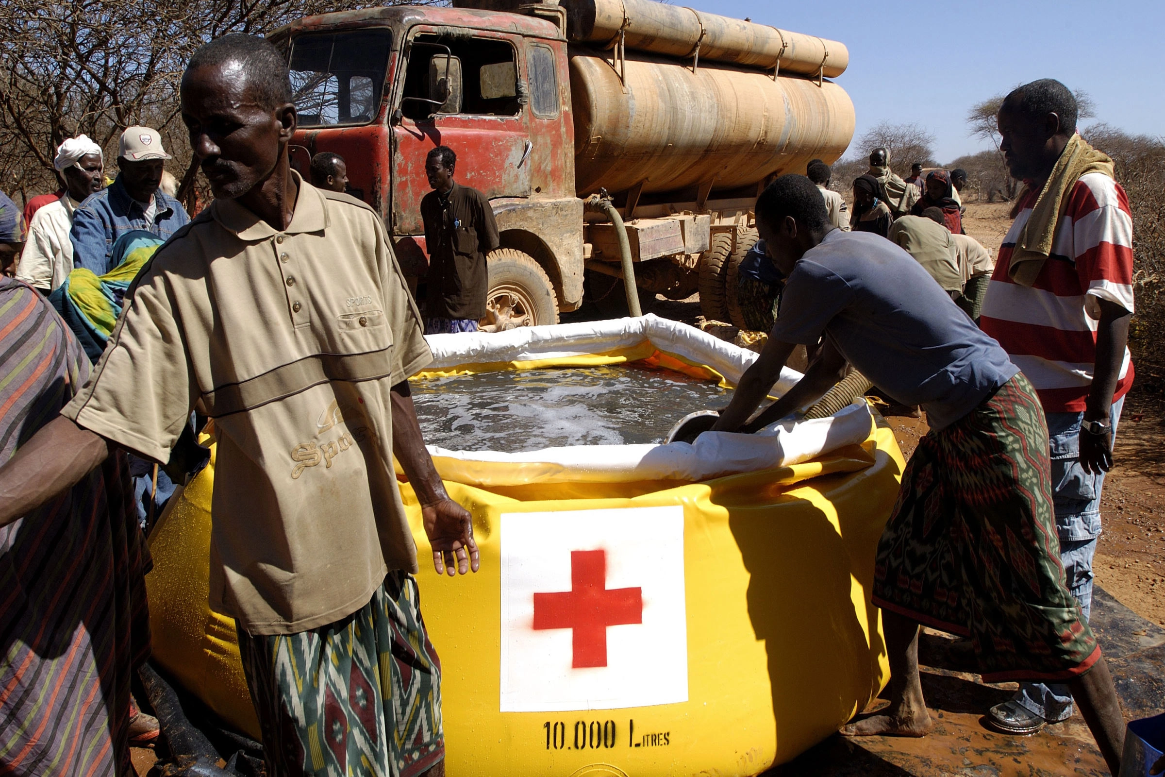 The International Committee of the Red Cross: Clean water in Somalia ...